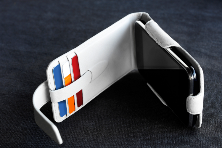Top 10 Smartphone Accessories of 2025 You’ll Want to Own